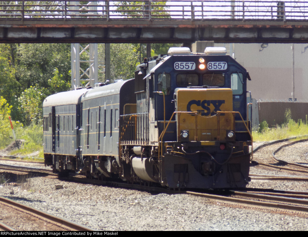 CSX 8557